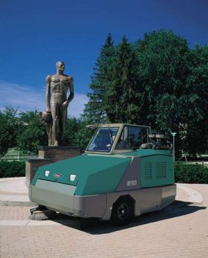 Tennant 800 Large Industrial Ride on Sweeper - PowerVac